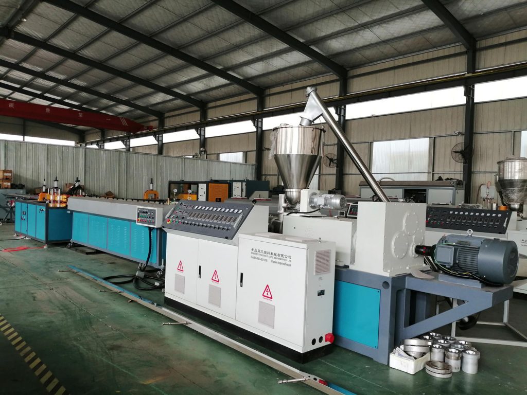 Plastic PVC Pipe Machine - Qingdao Tongsanhegu plastic machinery ...